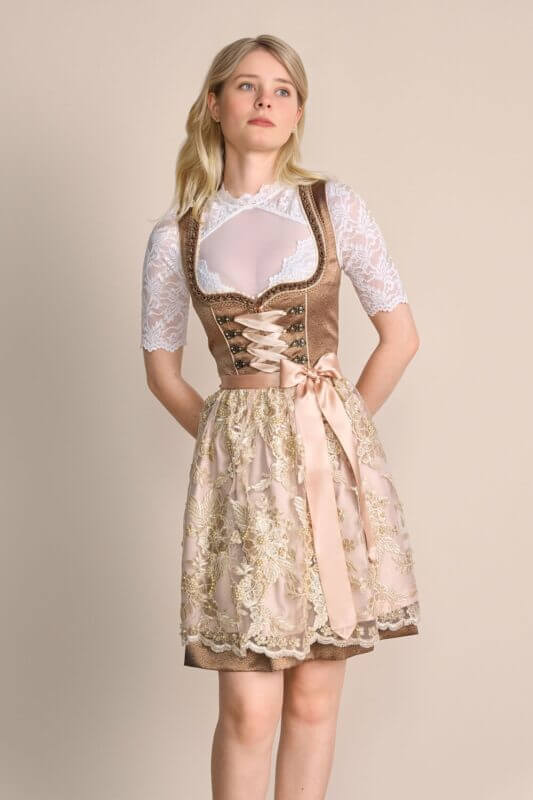 What Patterns Are Typical for Authentic Dirndls? - Alpen Lederhosen